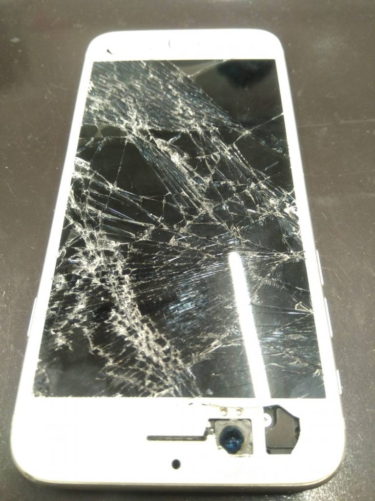 iPhone7の画面修理でご来店いただきました。 - smartcool-momoの日記